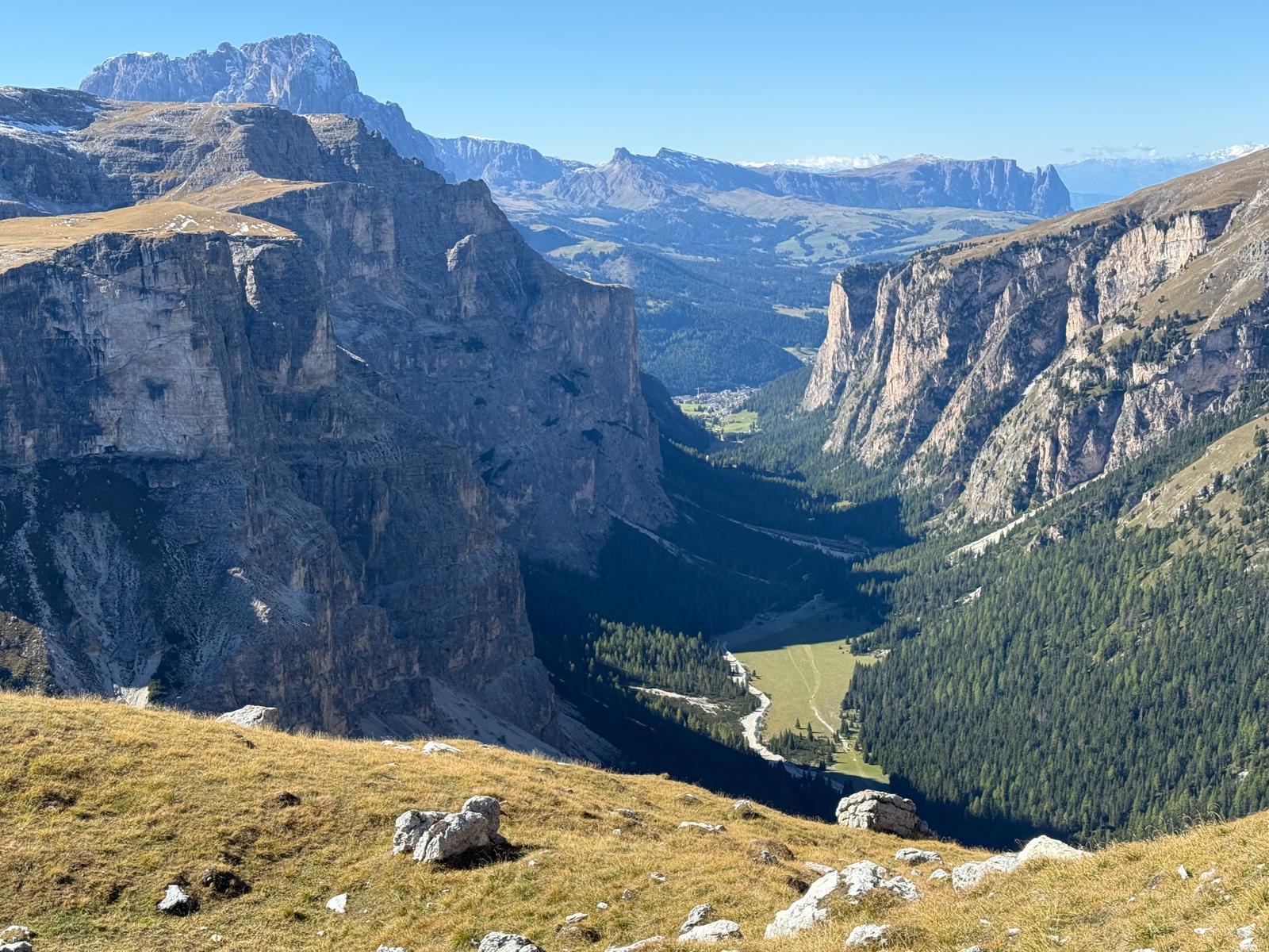 Rifugio Puez hike from Dantercepies to Vallunga | Walk Into Luxury