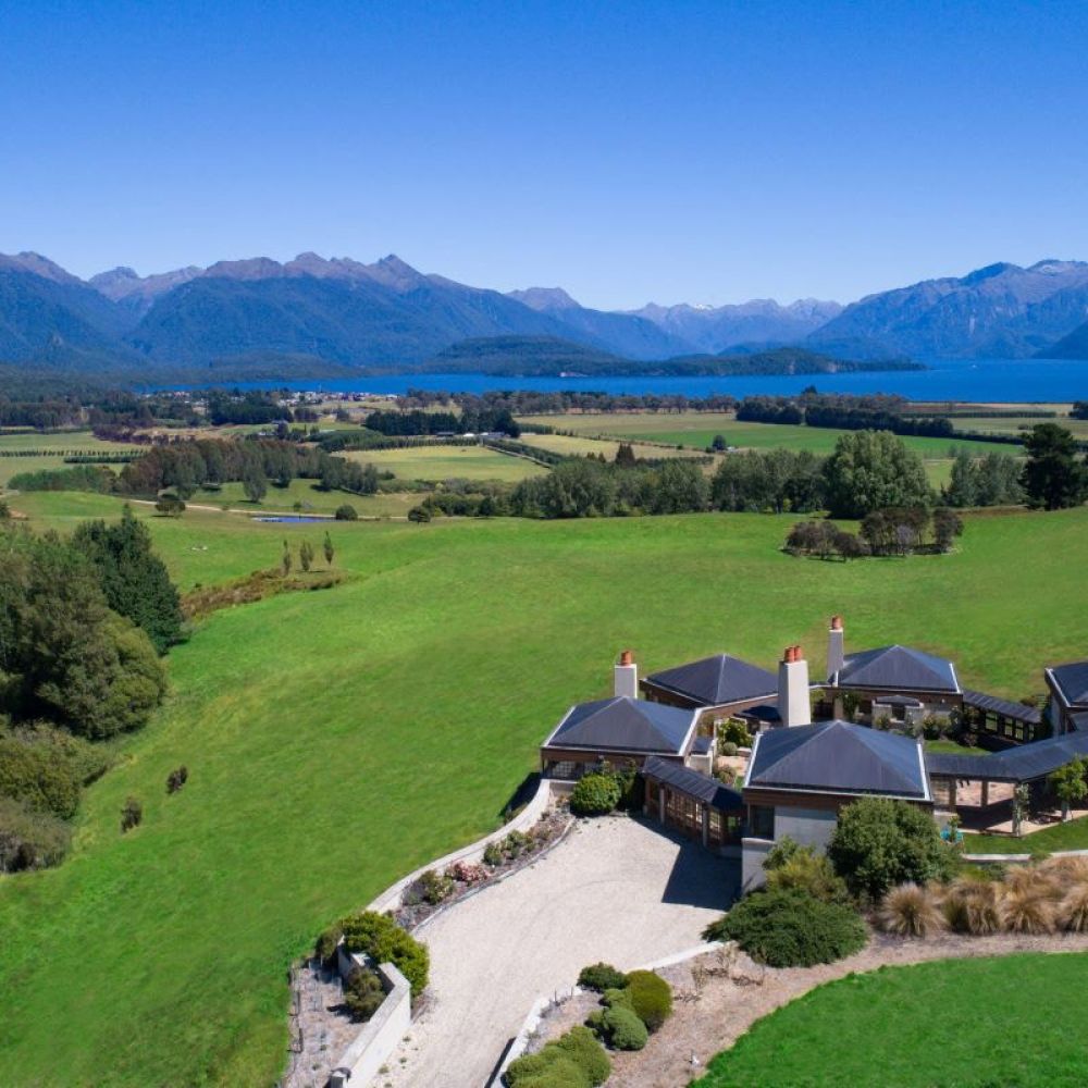 Cabot Lodge, Lake Manapouri | Luxury Lodge Accommodation Fiordland ...