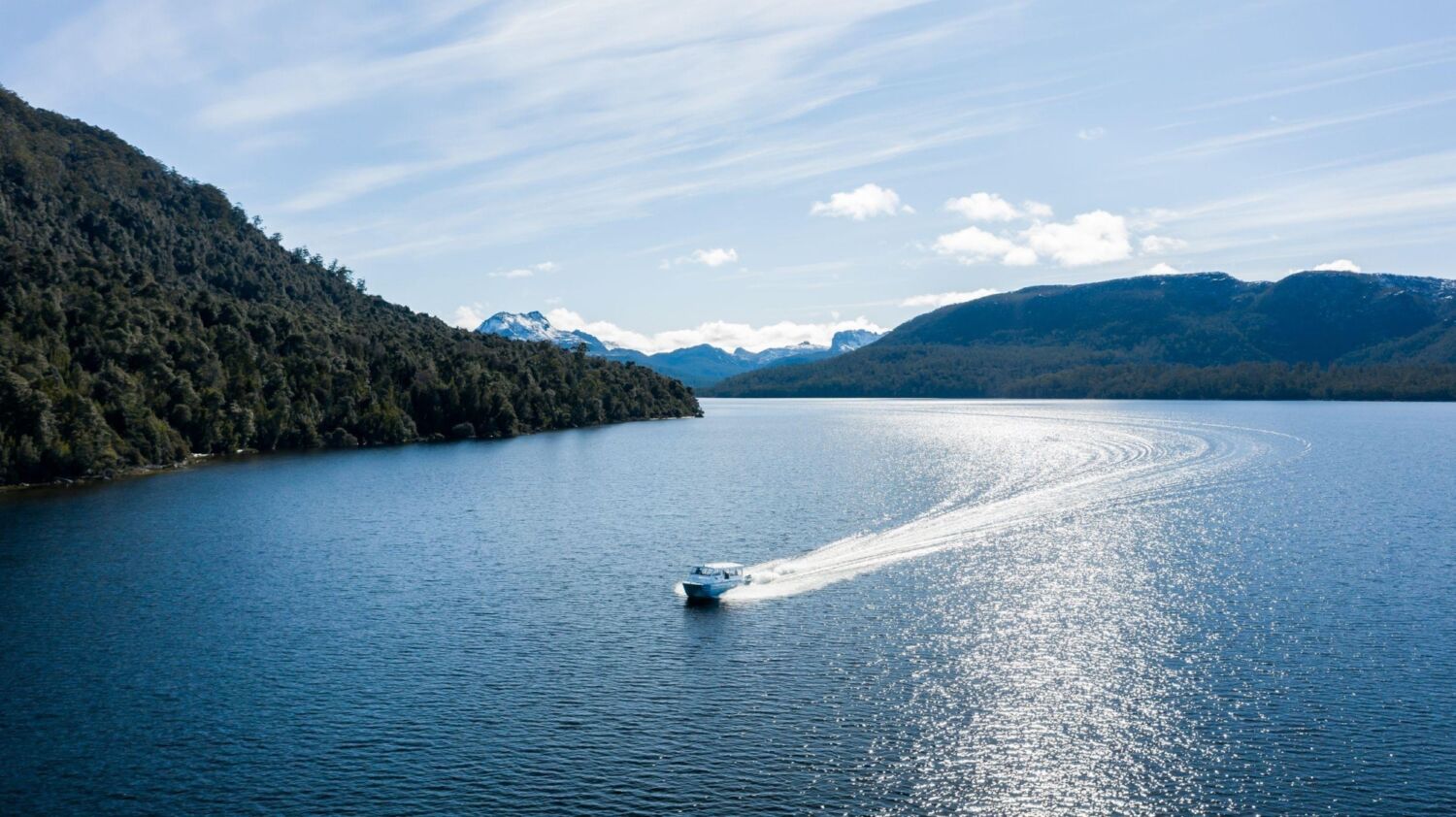 7 Day Cradle Mountain Huts Walk, Tasmania | Overland Track Guided Walk ...
